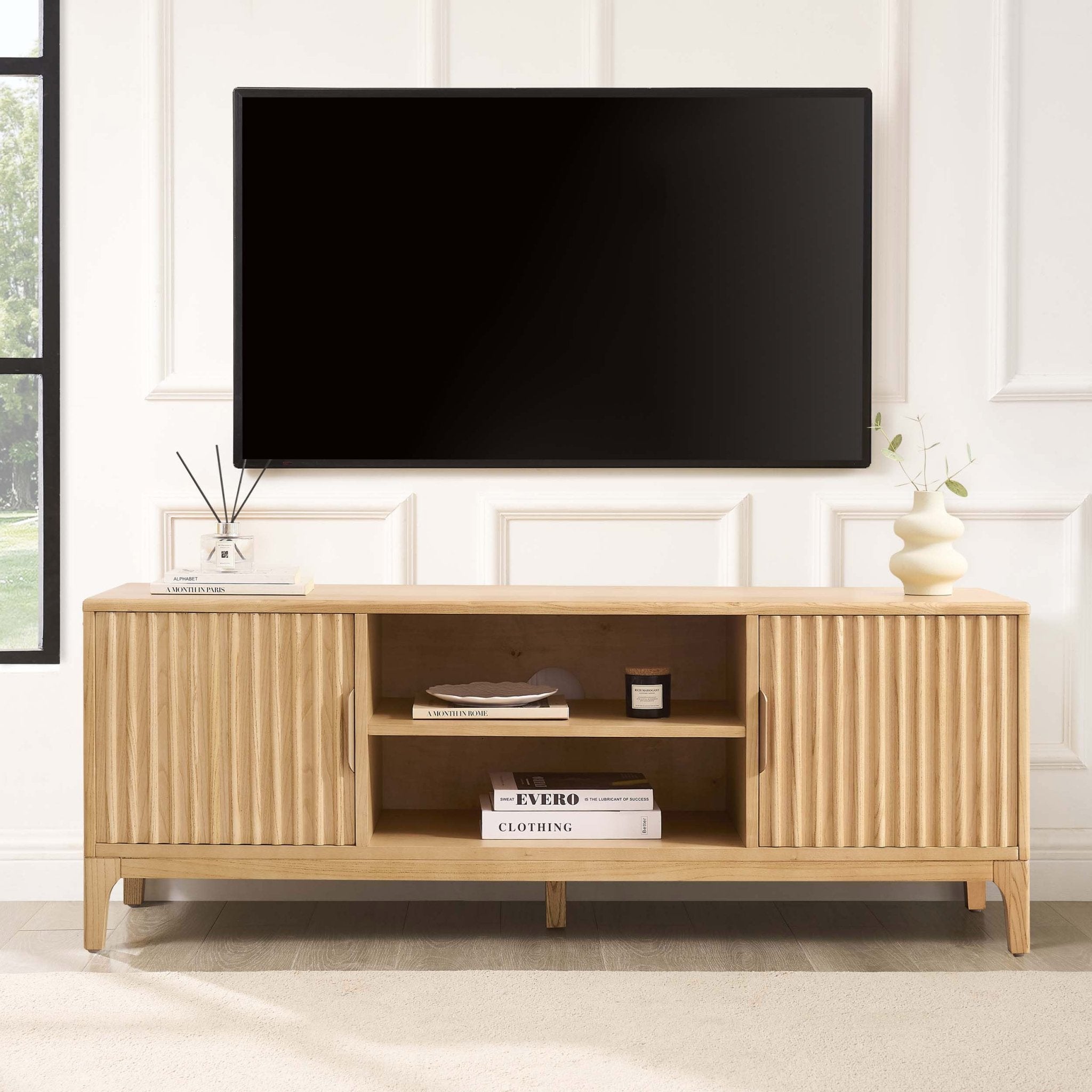 Elena TV Unit for TVs up to 60" - Light Wood - Wood Veneer – DUSK
