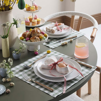 Hattie Panel Round 4-6 Seater Pedestal Dining Table - Vetiver – DUSK