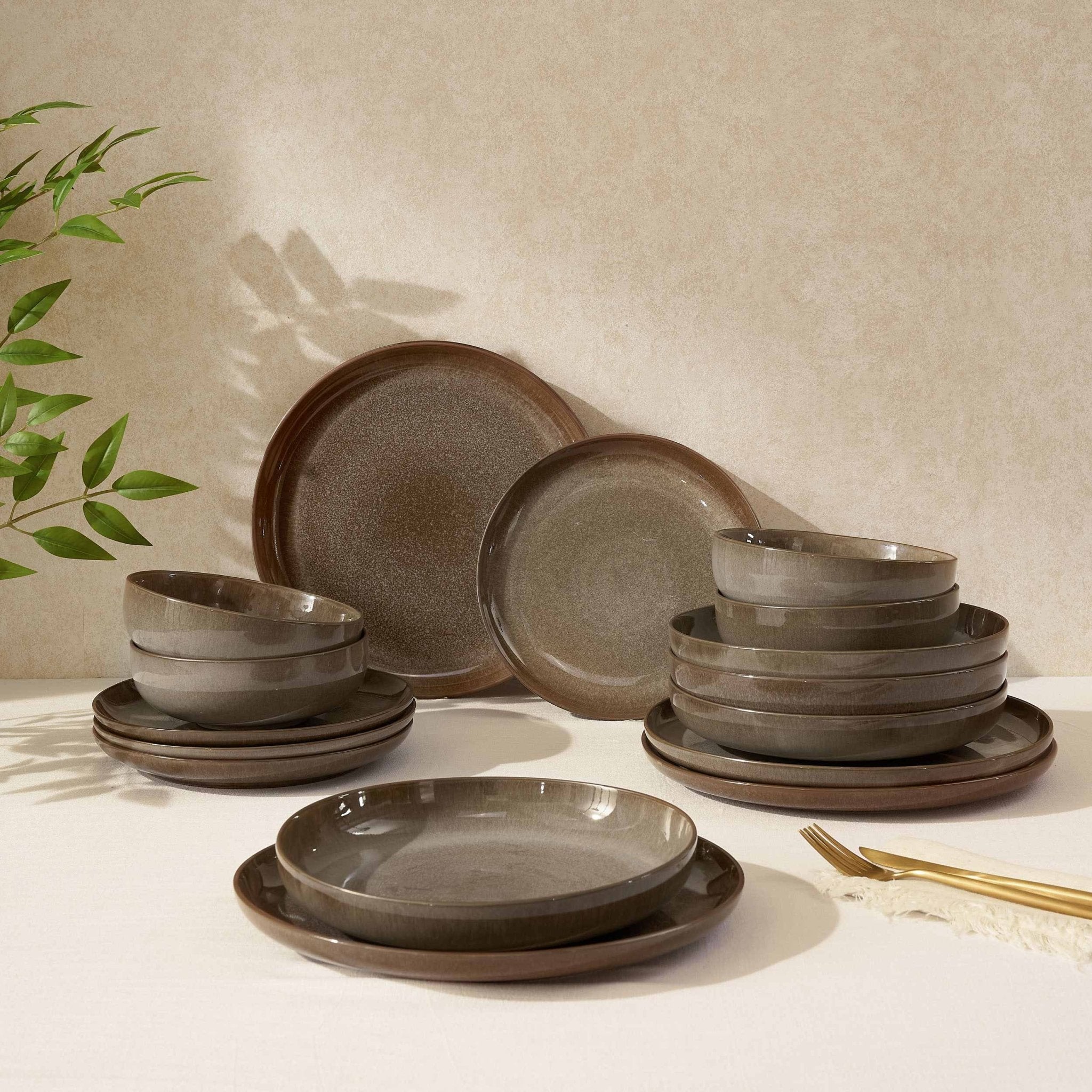 Juniper 16 Piece Dinner Set - Mocha – DUSK
