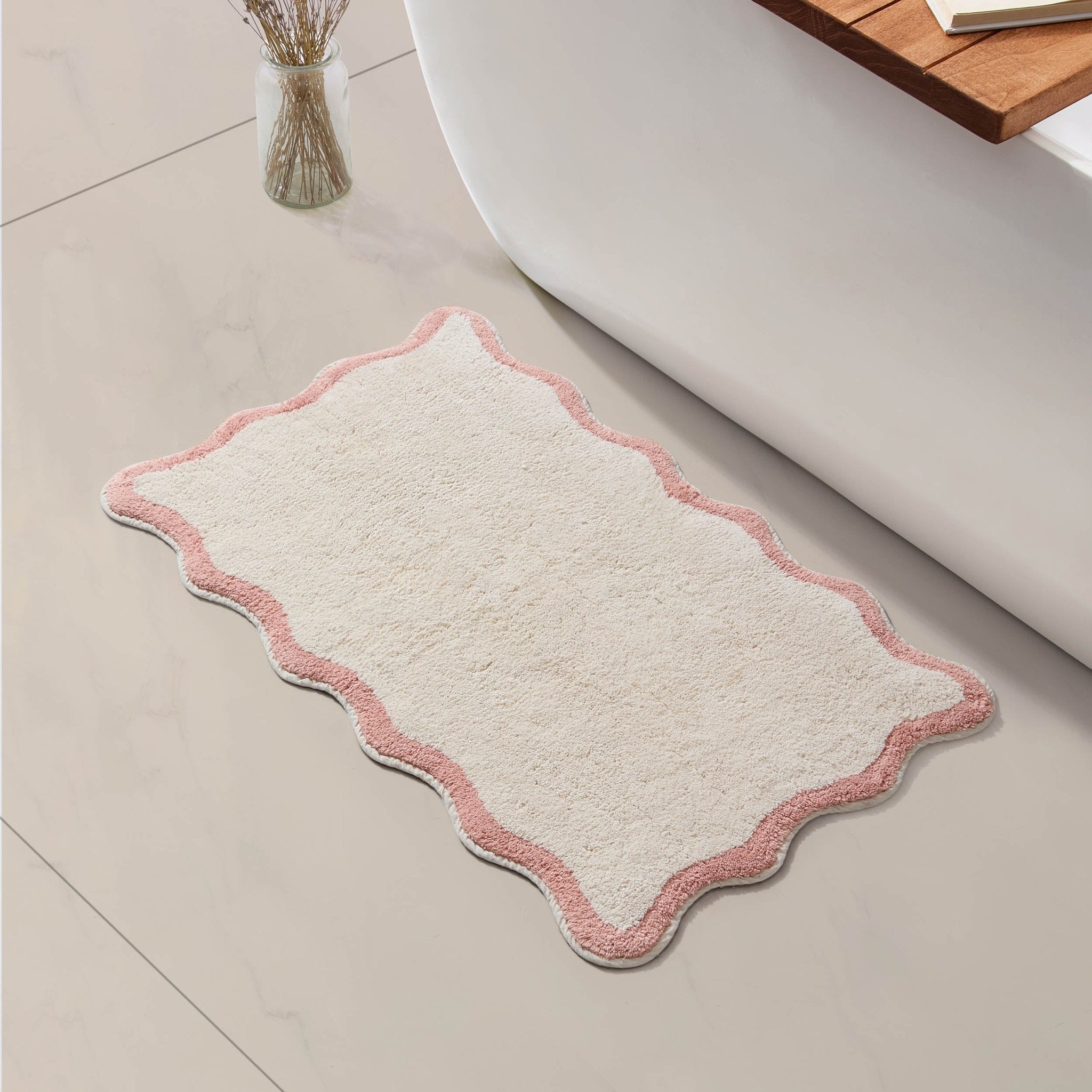 Kos Scalloped Bath Mat - Pink – DUSK