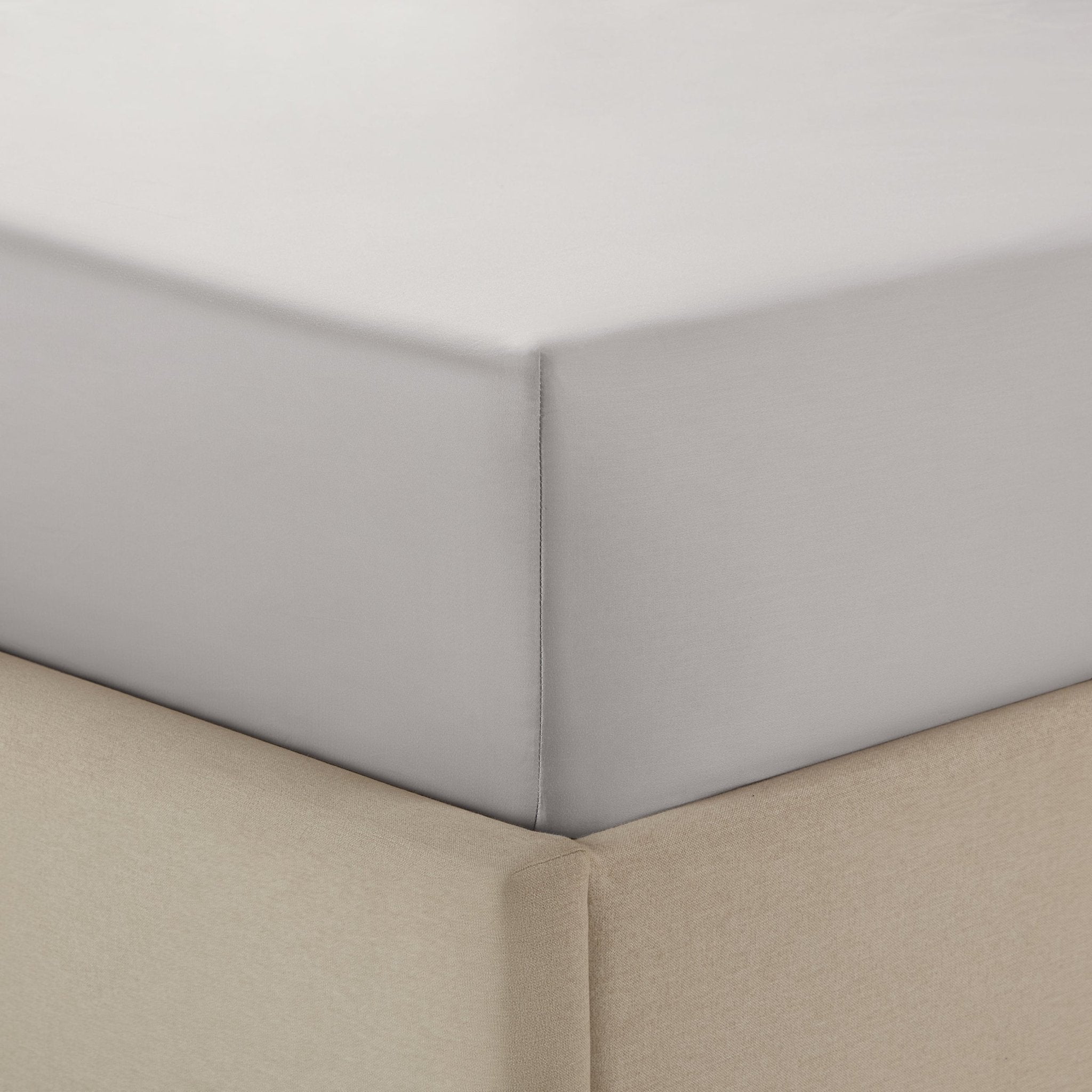 Regent 100% Cotton Fitted Sheet 400 Thread Count - Grey – DUSK